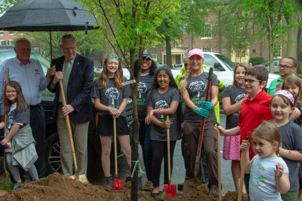 Delaware celebrates Arbor Day! – Delaware Trees